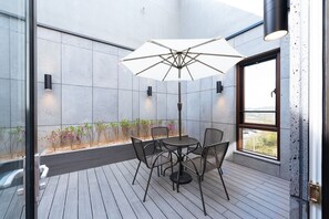 Party Room | Terraço/pátio interior