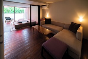 Quarto Duplo Superior, no edifício anexo (Maisonette with Spa Bath) | Wi-fi grátis, roupa de cama fornecida