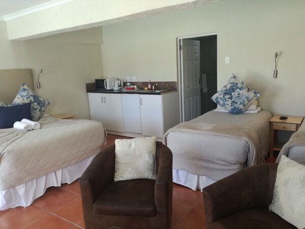 Framesby Guesthouse - Port Elizabeth