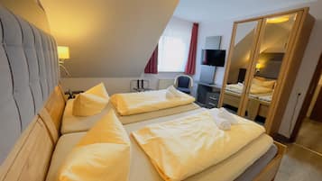 Apartamento | Roupa hipoalergénica, camas de colchão viscoelástico, cofre no quarto