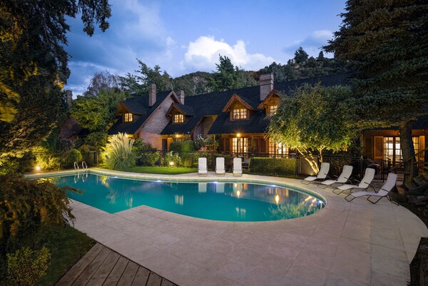 Apart Hotel La Bora - Provincia de Neuquén