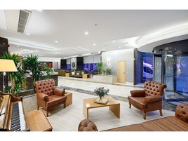 Área de estar no saguão