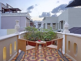 Quarto Twin Exclusivo, 1 quarto, Vista para a cidade | Varanda