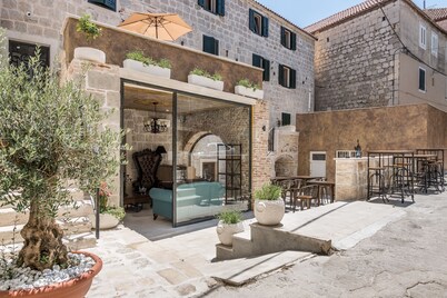 Heritage Palace Varos - MAG Quaint & Elegant Boutique Hotels