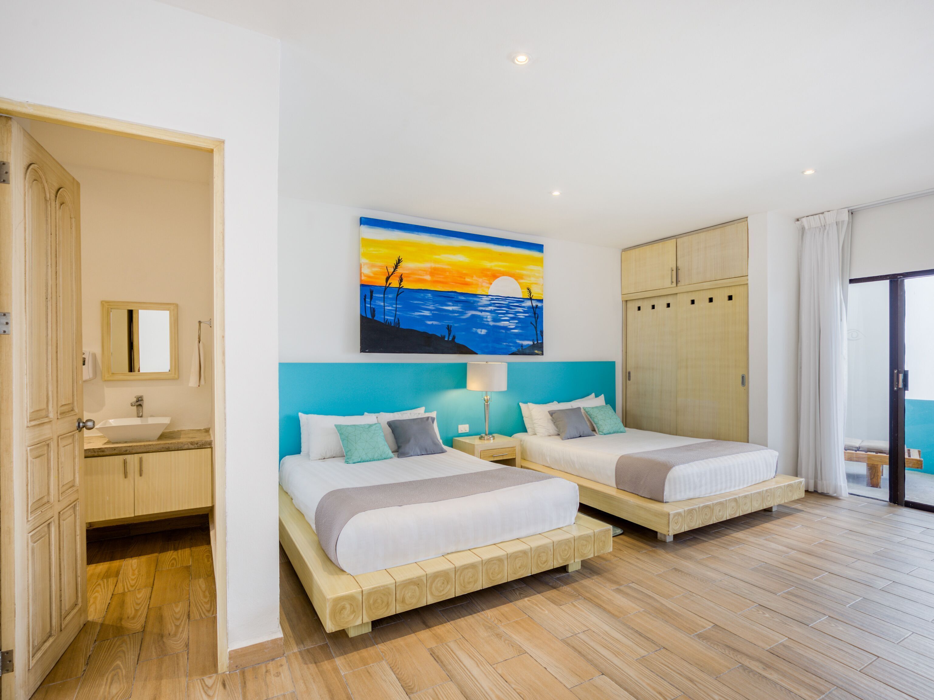 Cofre no quarto, secretária, Wi-fi grátis 