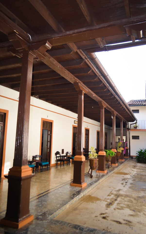 Hotel Villa De Flores - Uruapan
