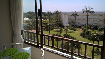 414 Luxury Studio Apartment | Vista do quarto