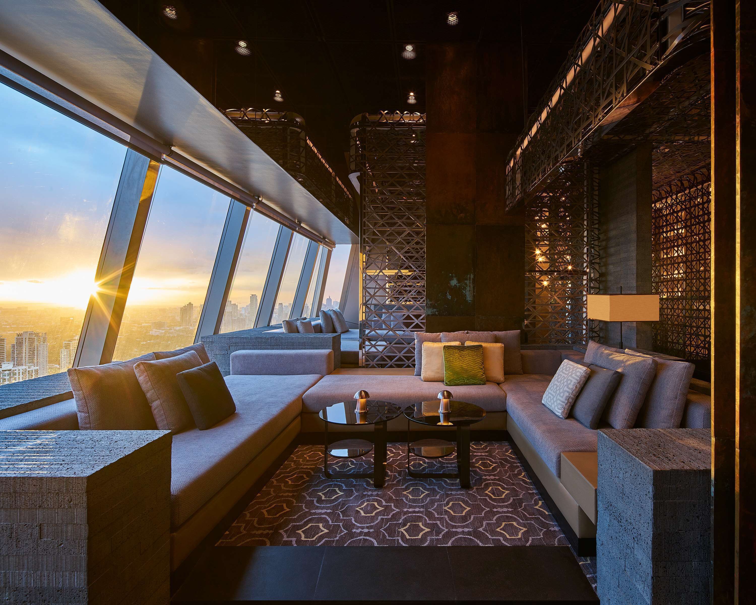 2 bares/lounges, bar ao lado da piscina