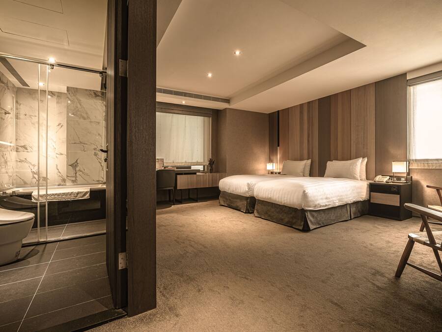 Quarto casal ou duplo luxo, 1 quarto, banheira | Roupas de cama premium, edredons de pluma