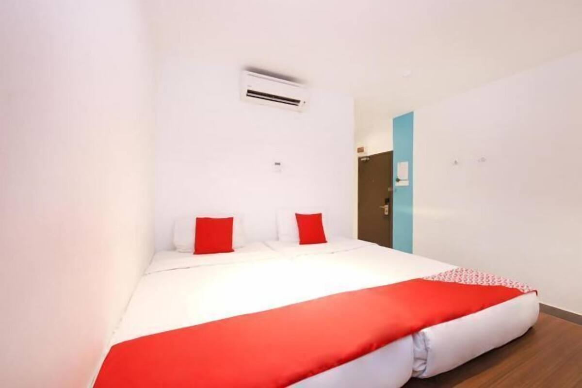 Secretária, Wi-fi grátis, roupa de cama fornecida