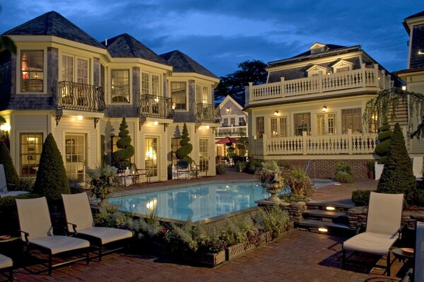 Brass Key Guesthouse - Adults Only - Provincetown, MA