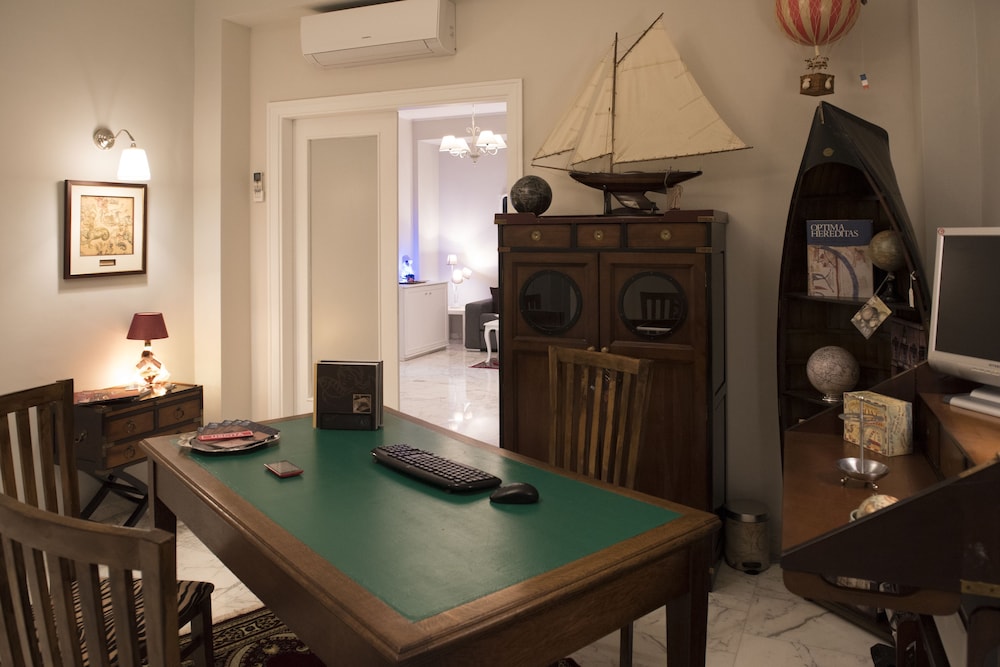 Authentic Sweet Home - Rom