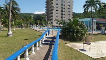 Área de recreio para crianças (ao ar livre)