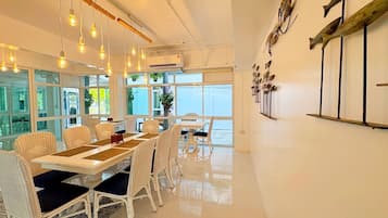 Pequeno-almoço inspirado na cozinha local diário (300 THB por pessoa)