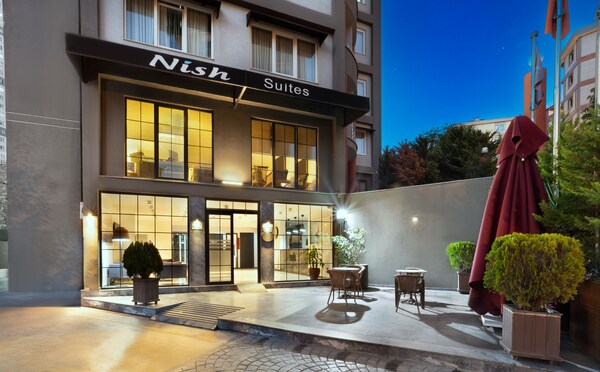 Nish Suite Atasehir - Tuzla