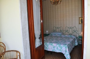 Vila, 3 quartos (Fiumetto) | 3 quartos, individualmente decorados, individualmente mobiliados