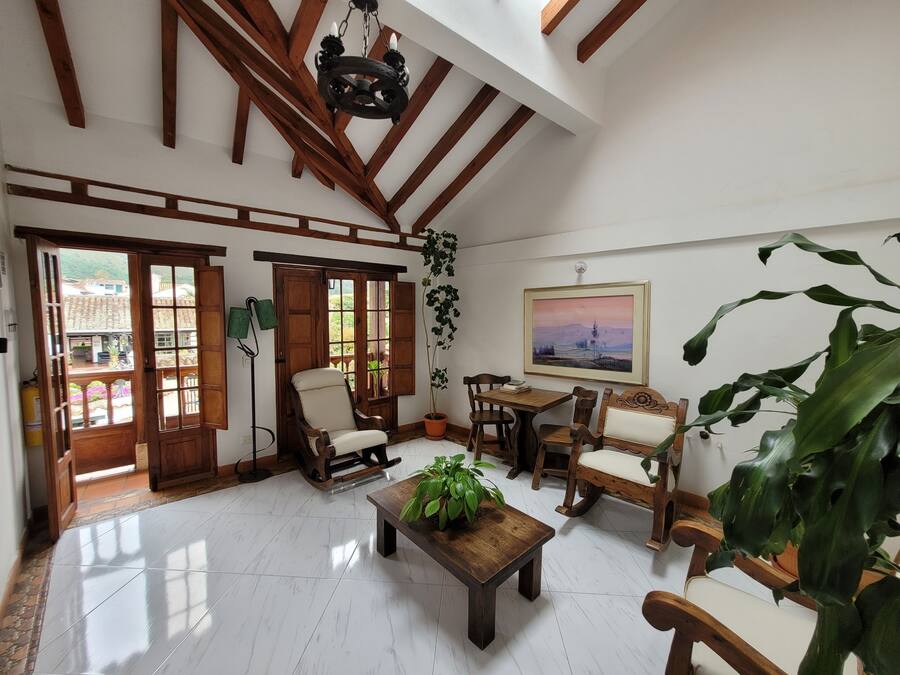 Televisor LCD de 32 polegadas com canais via satélite, televisor