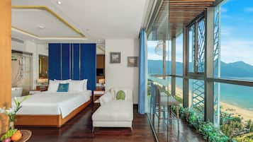 Suíte superluxo, 1 cama King, banheira, vista para o oceano | Vista para praia/oceano