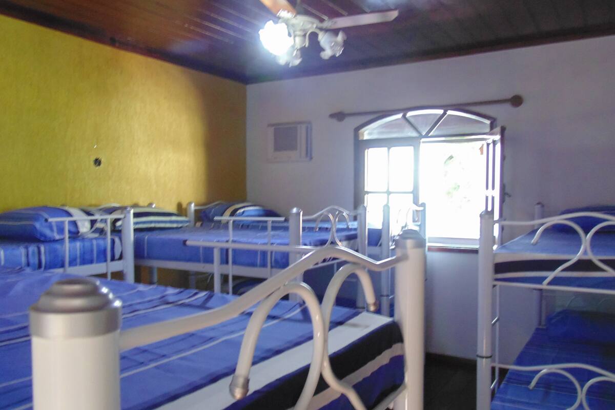 Dormitório Partilhado, em dormitório misto (10 Beds / 10 Camas) | Wi-fi grátis