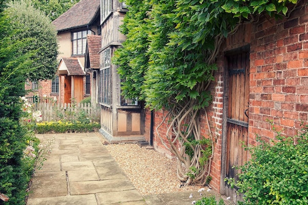 Church Farm Barns - Stratford-upon-Avon