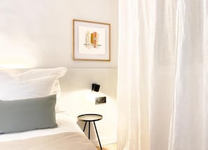 Quarto casal ou duplo clássico | Wi-Fi de cortesia, roupa de cama