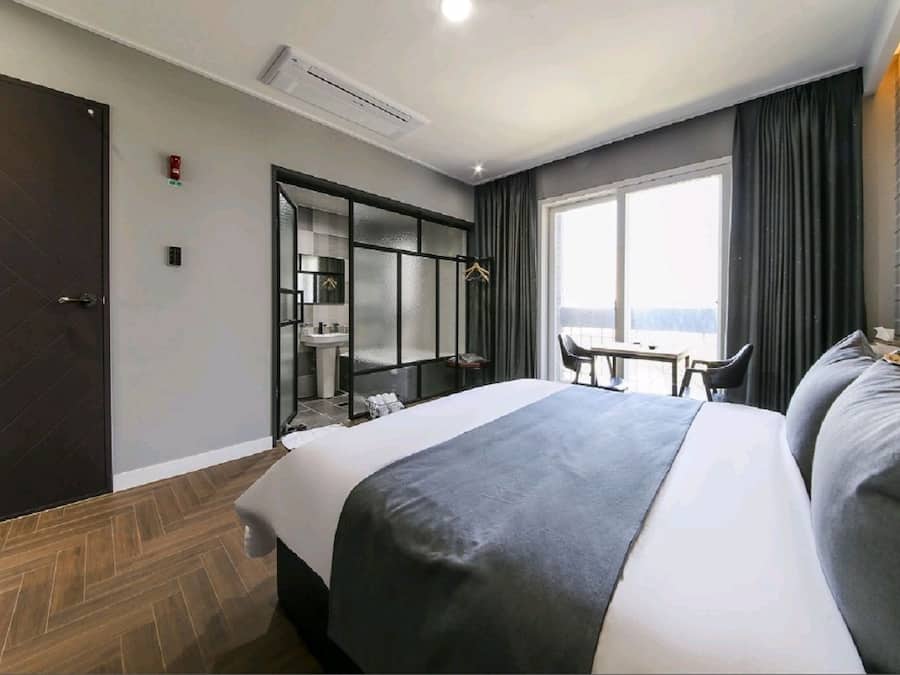 Quarto standard | Escrivaninha, cortinas blackout, quartos à prova de som