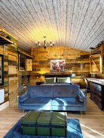 Estúdio luxo, 1 quarto, vista para o jardim, no piso térreo (Garden Lodge) | Individualmente decorados, individualmente mobiliados, escrivaninha