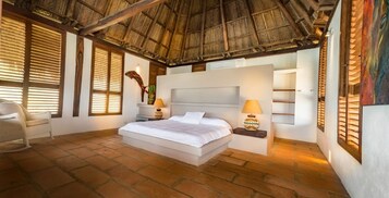 Cabana de Madeira Premium, terraço, vista para o mar | Minibar, cofre no quarto, roupa de cama fornecida 