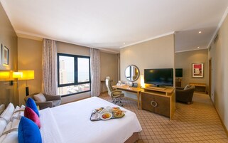 1 quarto, minibar, cofre no quarto, secretária 
