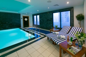 Piscina interior 
