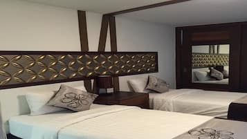 Quarto duplo superior | Escrivaninha, Wi-Fi de cortesia