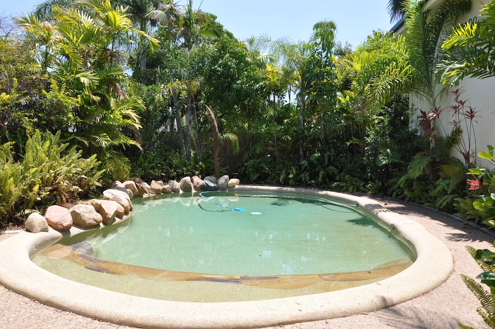 Angelwaters - Queens Garden, North Ward