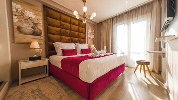 Suite (De Luxe) | Cofre no quarto, cortinas/cortinados opacos, Wi-fi 