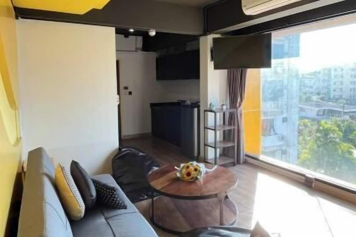 Quarto, várias camas, não fumadores, vista para a montanha | Cofre no quarto, com decoração personalizada