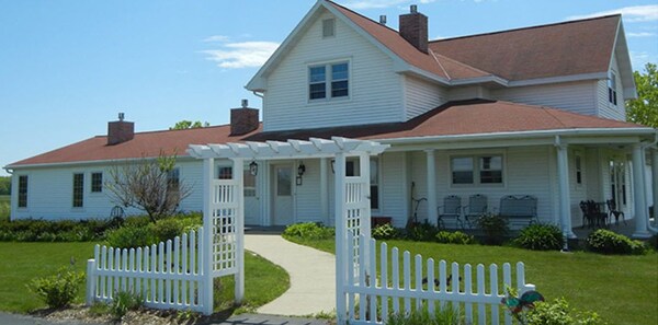 The Feathered Star B&b - Door County, WI