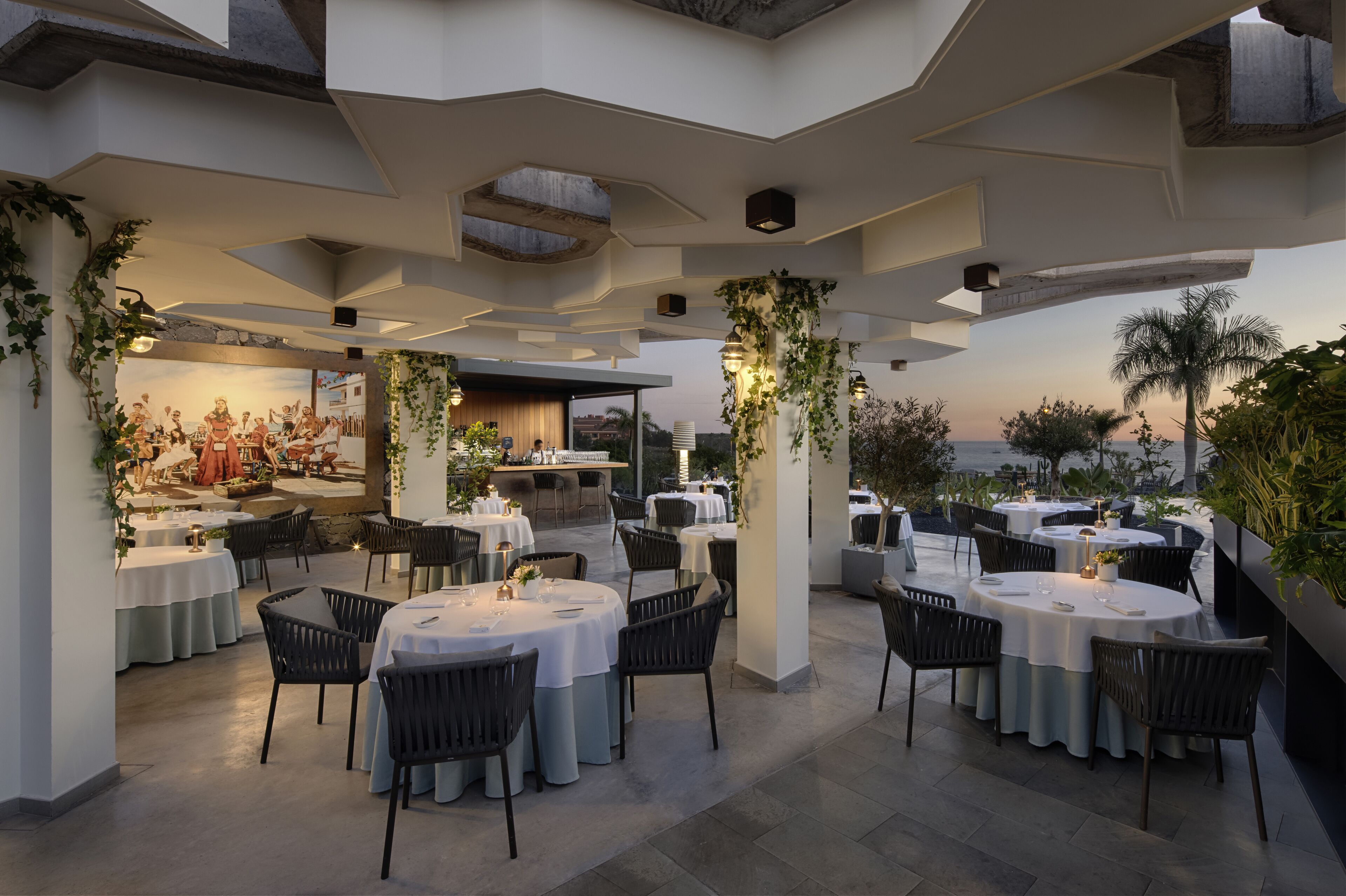 5 restaurantes: opção de café da manhã, almoço e jantar