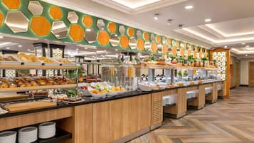 Pequeno-almoço tipo buffet diário (15.00 AZN por pessoa)