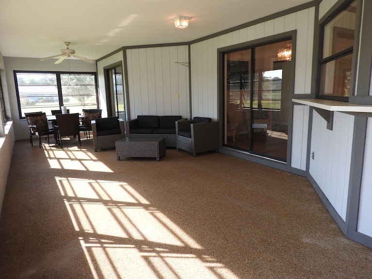 Escape 2 The Lake - Oversized Pool, Private Lake Access & Dock For Canal Fishing - Lake Clay, FL