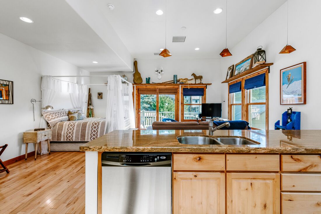 The Central Loft, Downtown, Mountain Views - Pagosa Springs, CO