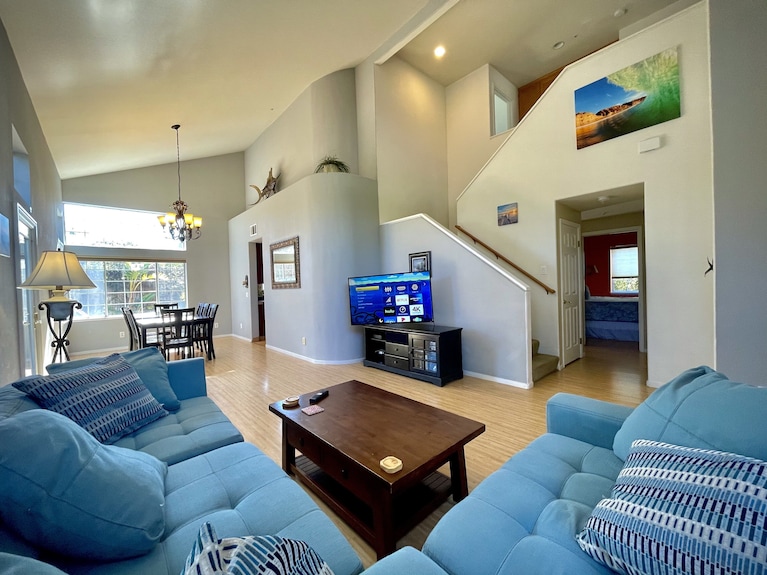 The Best Location! 4 Bedrooms Beach Retreat 1.5 Blks To Beach Hot Tub, Firepit - Wilder Ranch State Park, Santa Cruz