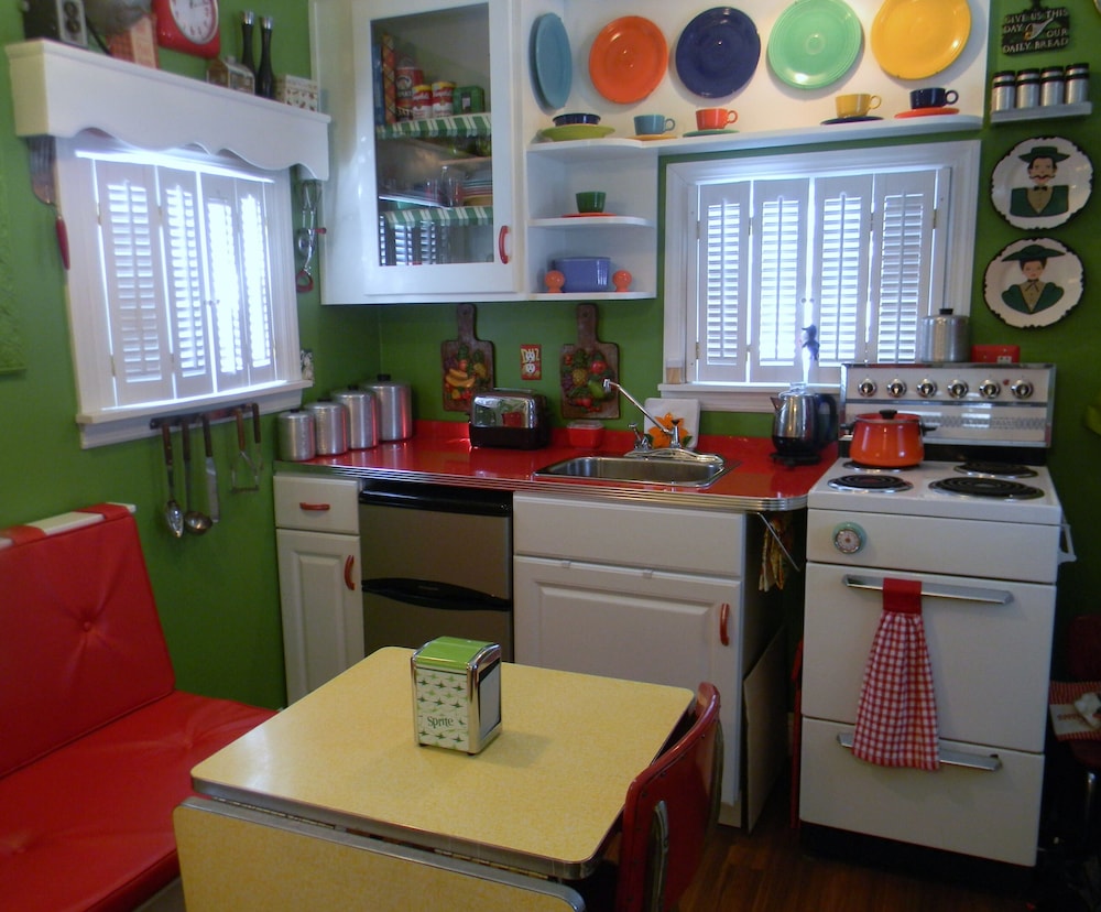 Kool, Retro Chic Is What Comes To Mind When Describing This Unique Hideaway! - 캘리포니아