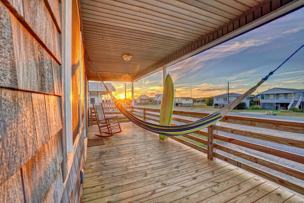 Direct Beach Access, Renovated & Clean + Ez Cart - Kill Devil Hills, NC