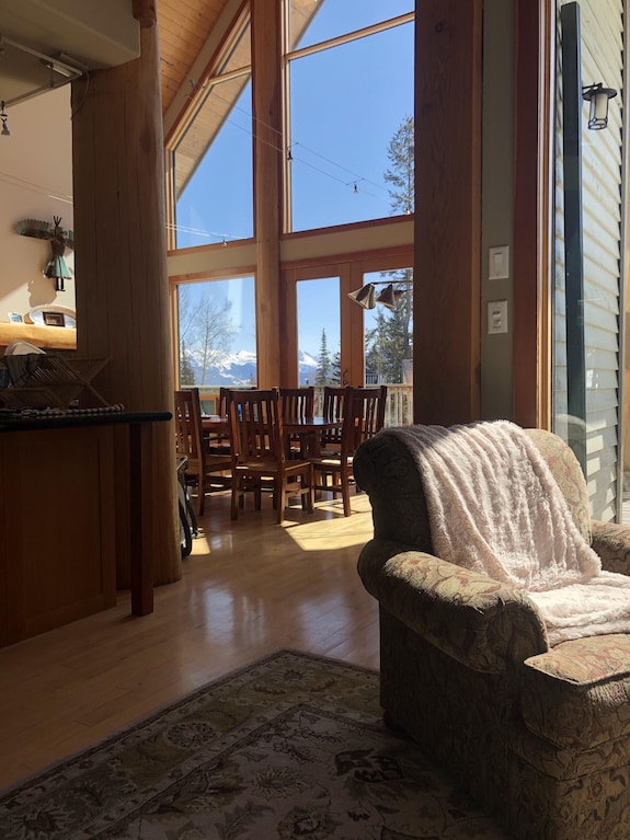 Kicking Horse Mountain Resort, πολυτελής Ski In \/ Out, καταπληκτική θέα \/ υδρομασάζ - 골든