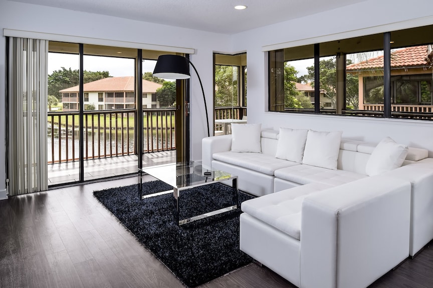 Pga Residence On Golf Course By Guaranteed Rental - Juno Beach