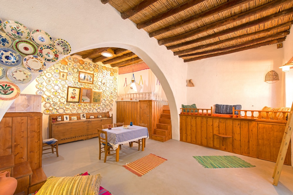 "Tsampika" Traditional Home Archangelos Rhodes - Родос