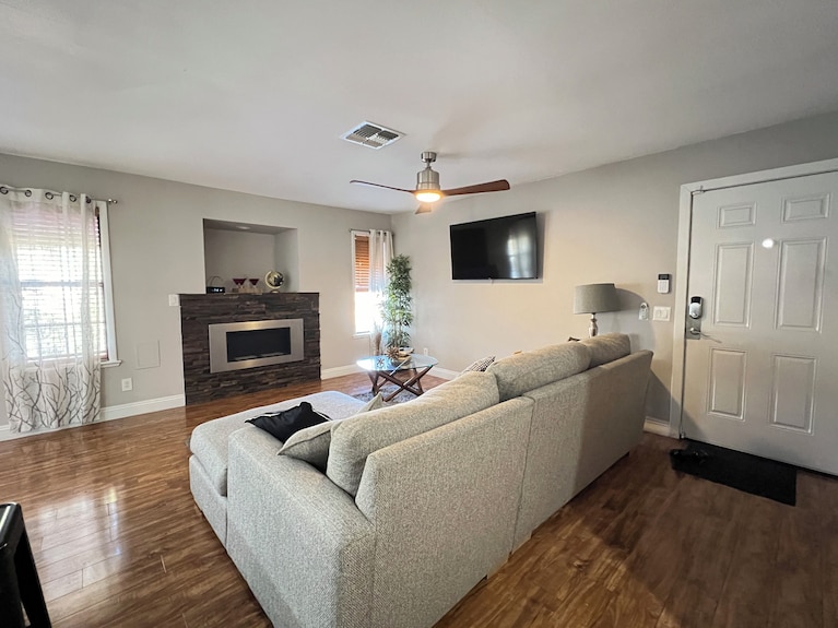 Designed To Enjoy!. Best Vacation Place Las Vegas Nevada By: Smart Homes - 라스베이거스, NV