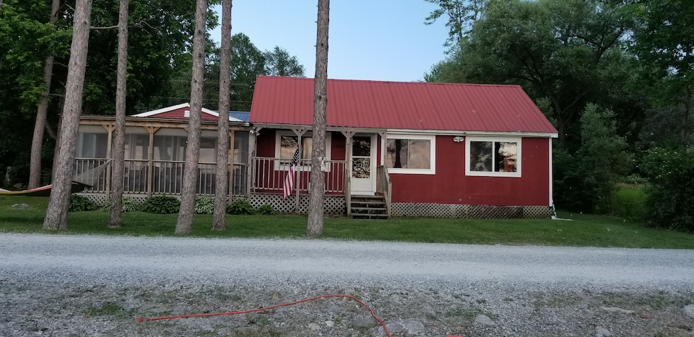 Lake Champlain Cottage - Georgia, VT