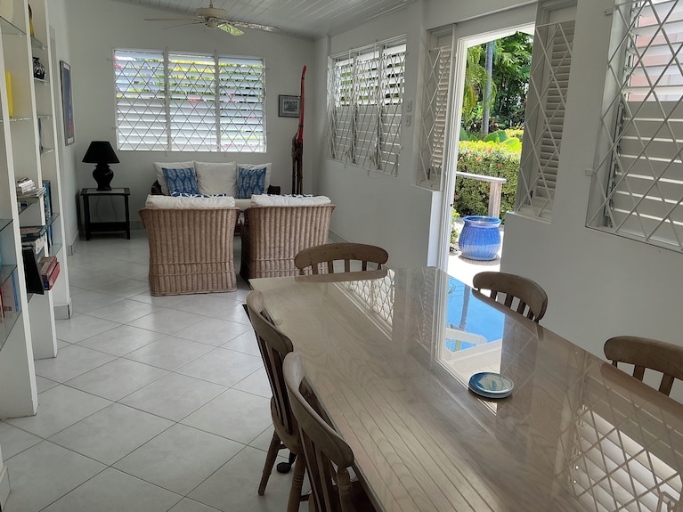 Herrliche Gartenvilla, Realistischer Preis, 3 Minuten. Zu Gibbs Oder Mullins - Barbados