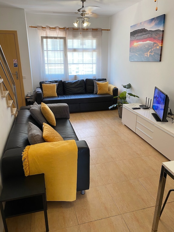 6 Personnes Entièrement éQuipée, Propre Et Aérée, Maison Adaptée Aux Enfants Donnant Sur La Piscine - Fuerteventura