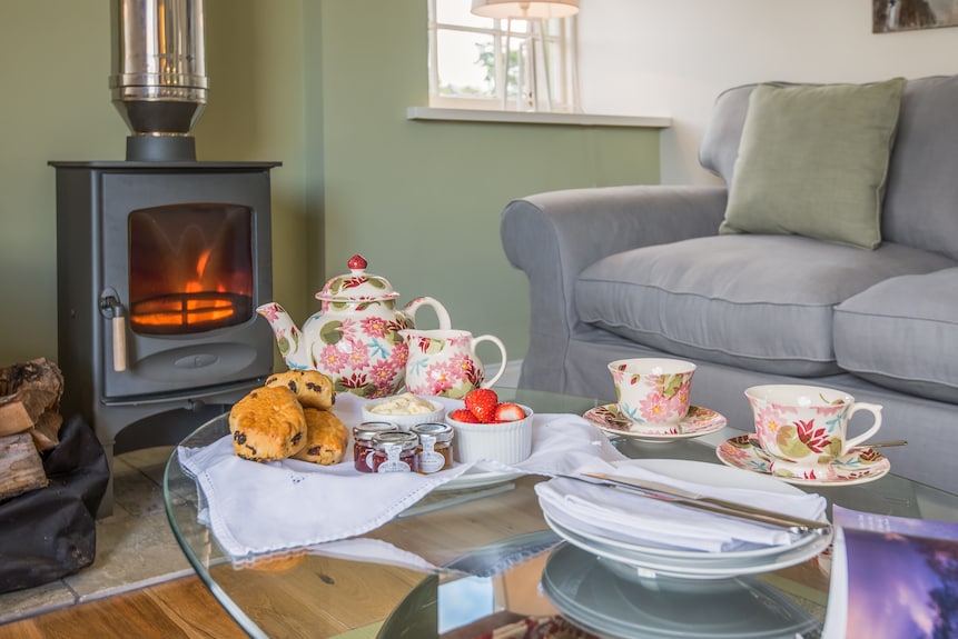 Rural Comfort - Luxurious Cottage With Lovely Walks On Doorstep - Scotland